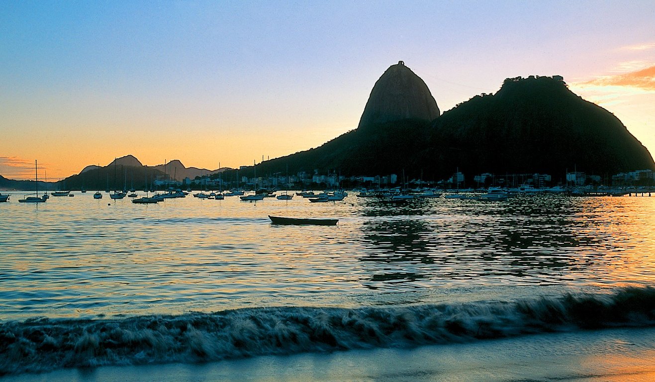 Group tour in Brazil - INTI Tours - Specialist and Tour Operator